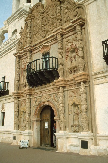 Spanish Colonial | Architectural Styles of America and Europe
